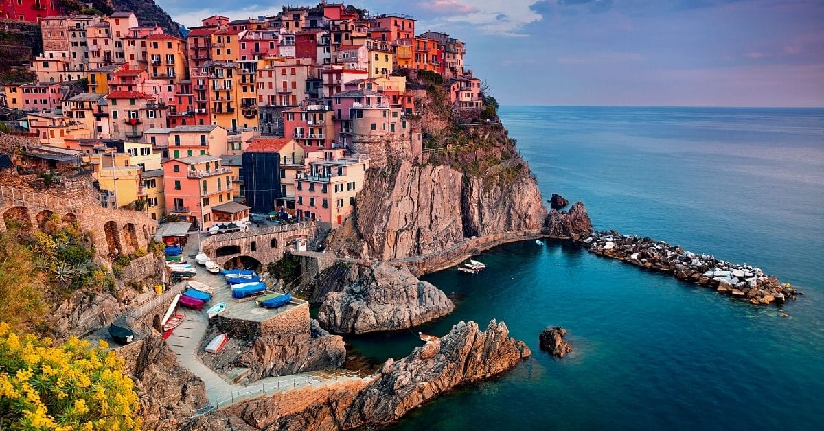 10+ Best Small Towns Near Florence, Italy