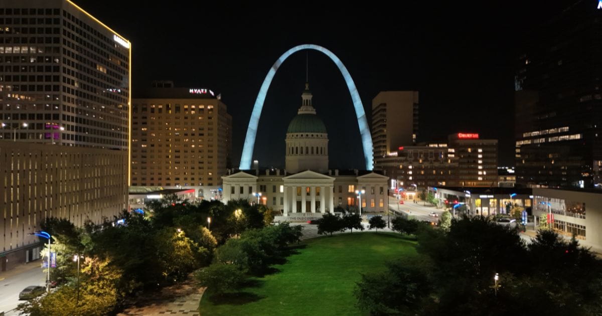 Visitor Guide to the Gateway Arch: Top Attractions and Activities